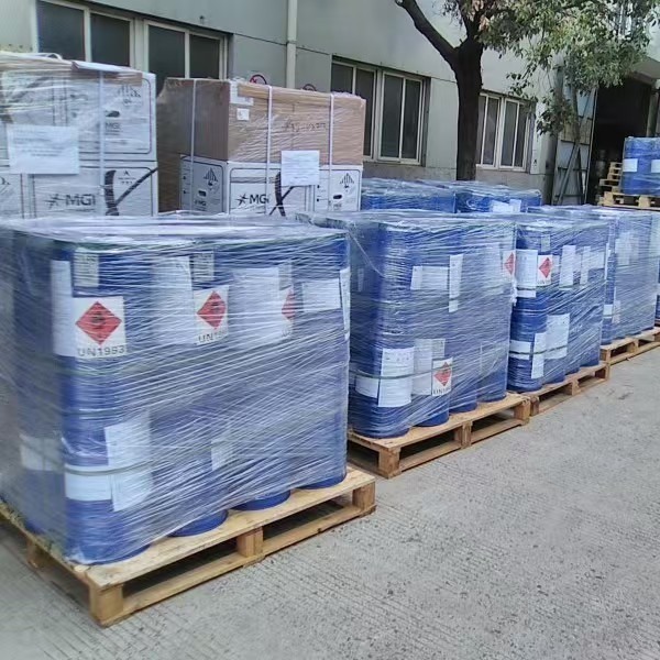 Solvent basted industrial coating high filler viscosity reduction epoxy ...